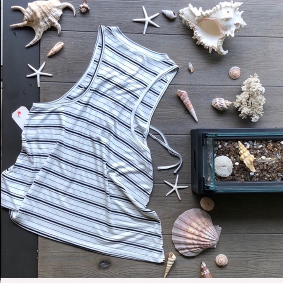 Billabong | Tops | Billabong Top | Poshmark